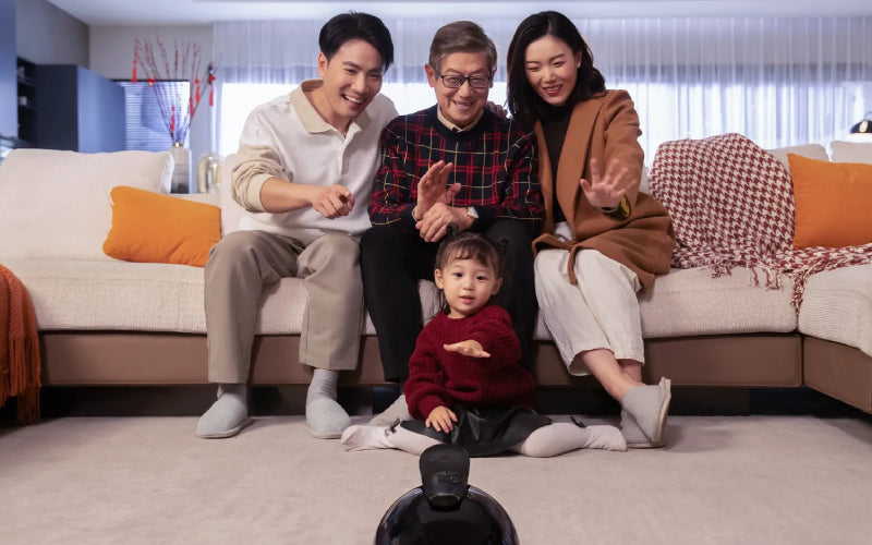 EBO X family robot companion – Enabot Store